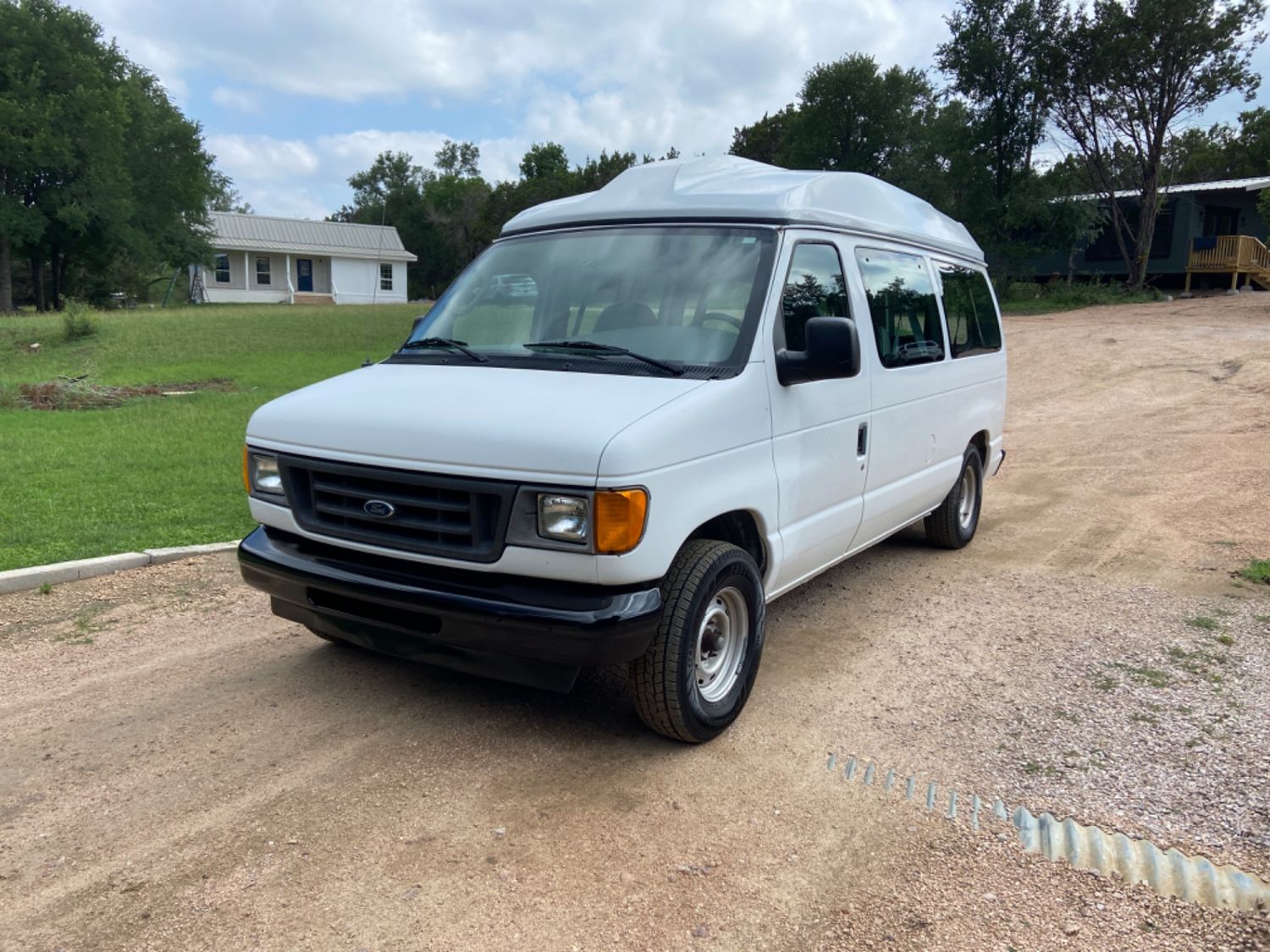 Ford F-150 Turtle Top Van, with wheel chair lift